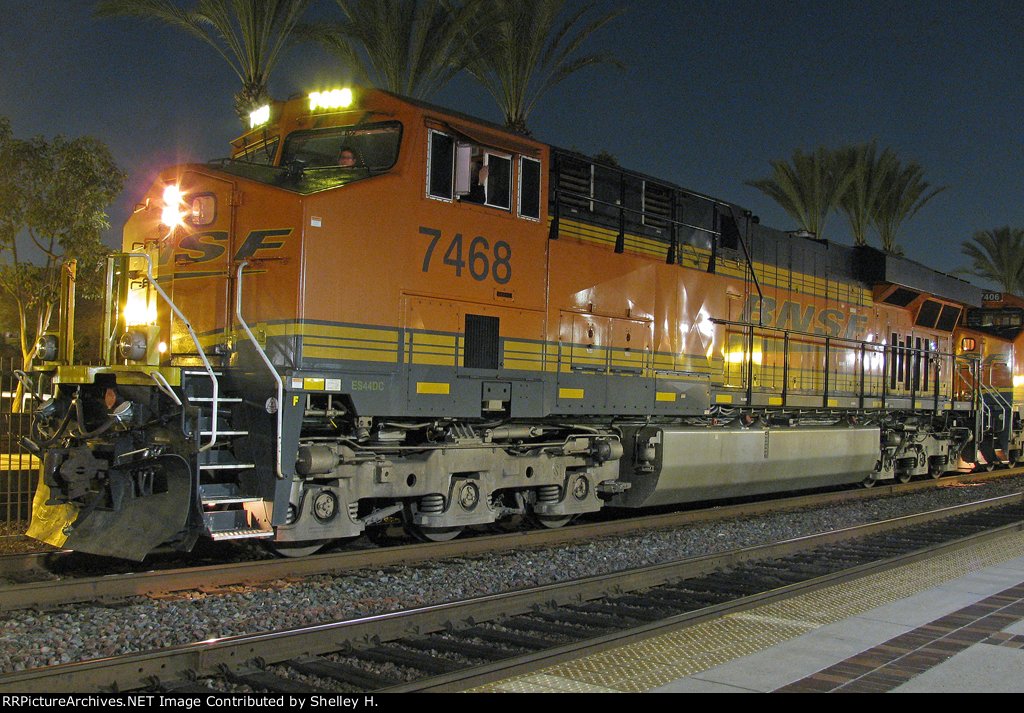 BNSF 7468 leading this train stopped in the station